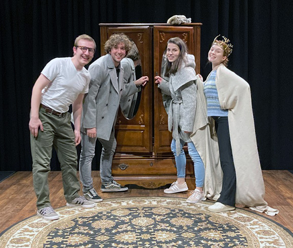 Holiday Favorite ‘The Lion, the Witch & the Wardrobe’ Returns to The ...