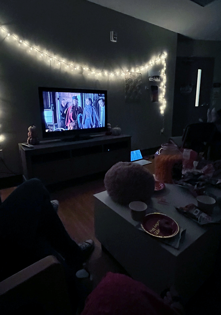 LBC Resident Advisors Seek to Create Intentional Community in Dorms ...